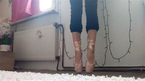 Habe Ich Schlecht Trainierte Füße Oder Falsche Spitzenschuhe Ballett