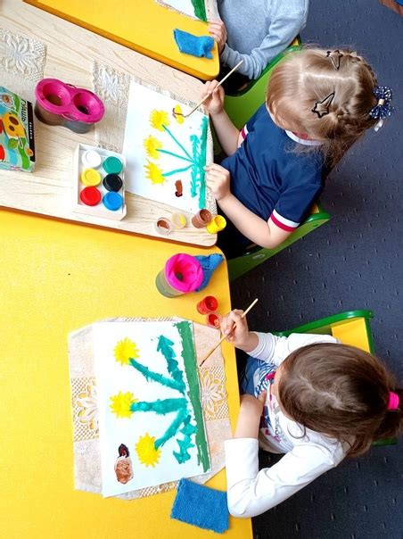 В средней группе Ромашка прошло занятие по рисованию Одуванчик Вот такие цветы у нас