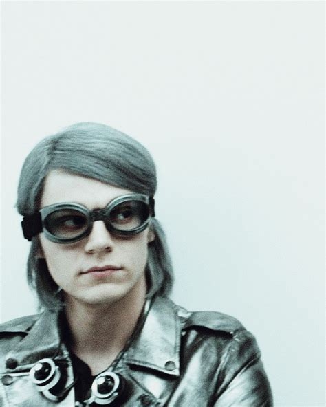 Xmen Days Of Future Past Quicksilver And Magneto Prison