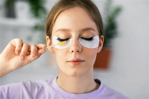 Wimpern Extensions Entfernen Hausmittel Und Tipps