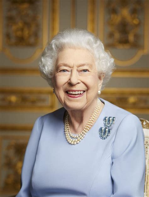 Palatul Buckingham a publicat ultima fotografie oficială cu Regina