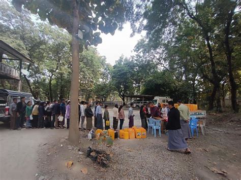 ကလေးမြို့၌ ဌာနဆိုင်ရာဝန်ထမ်းများကို စားအုန်းဆီများ ဈေးနှုန်းသက်သာစွာဖြင့် ရောင်းချပေး