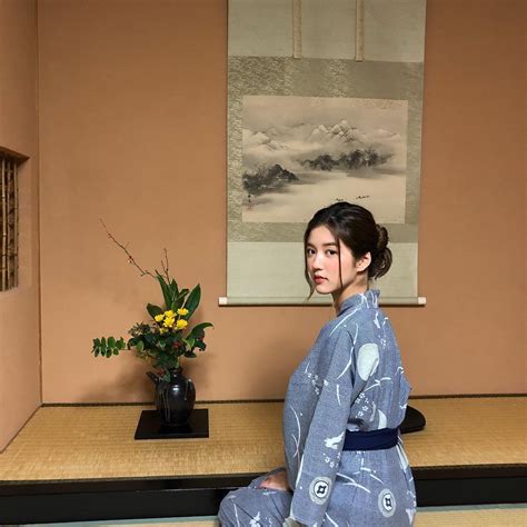 โอ้โห จูเน่ ในชุดกิโมโน สวยมากใครไหวไปก่อนเลย ขอตายแป๊ป Pantip