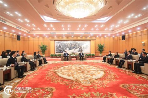 馬英九率臺青抵達廣東交流參訪 宋濤在深圳會見中共中央臺灣工作辦公室、國務院臺灣事務辦公室