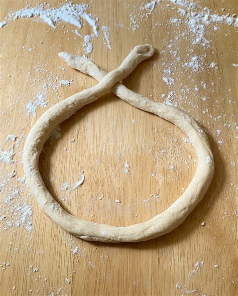 Easy Soft Pretzel Recipe Fiesta Blog