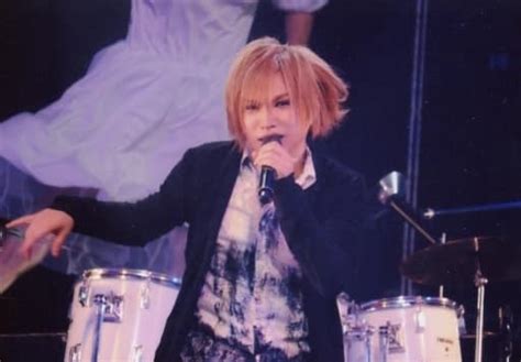 ゴールデンボンバー鬼龍院翔ライブフォト・横型鬼龍院翔バースデー メモリアルフォトアルバム 2021の取り扱い店舗一覧中古・新品通販の駿河屋