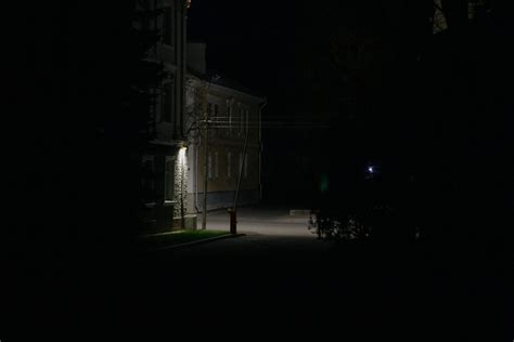 Orașul din România în care se sting luminile noaptea Cine a luat