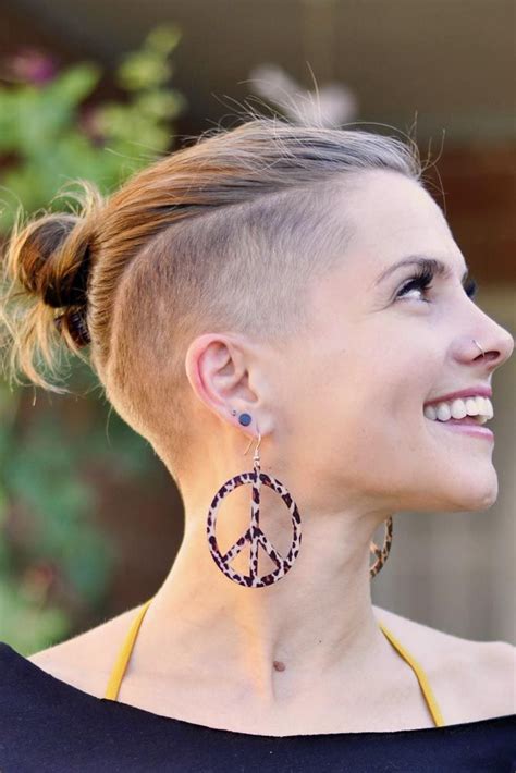 30 Cute And Rebellious Half Shaved Head Hairstyles For Modern Girls