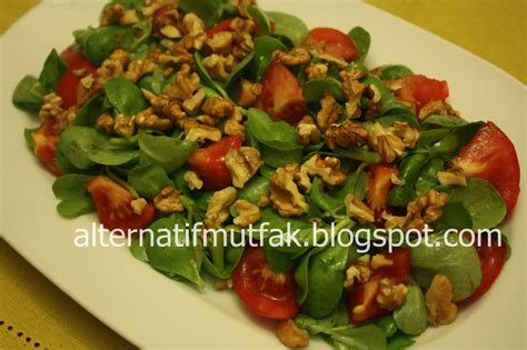 Alternatif Mutfak Cevizli Semizotu Salatası