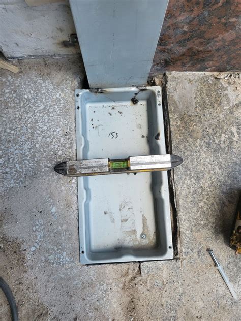 중랑구 망우동 들창 제작시공금속공사강화도어설치힌지설치격자무늬창문90도개폐창문가스쇼바설치가스쇼바창문카페창문카페인테리어 네이버 블로그