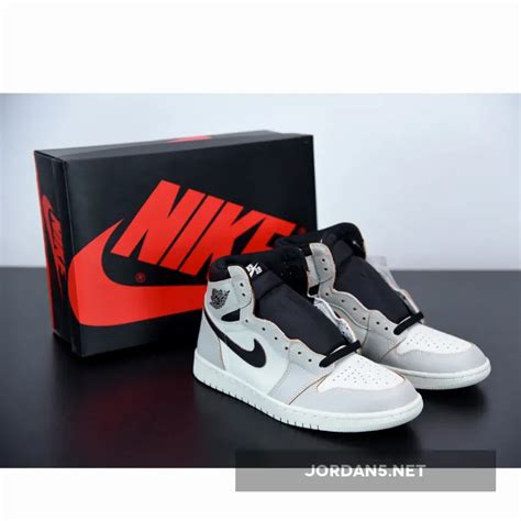 Nike Sb X Air Jordan 1 High Og Light Bone Cd6578 006 Jordan 1 High