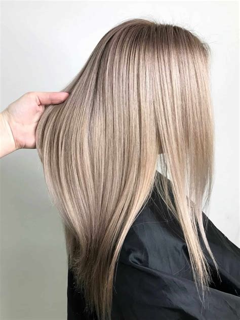 25 Blonde Hair With Lowlights Examples For Gorgeous Dimension