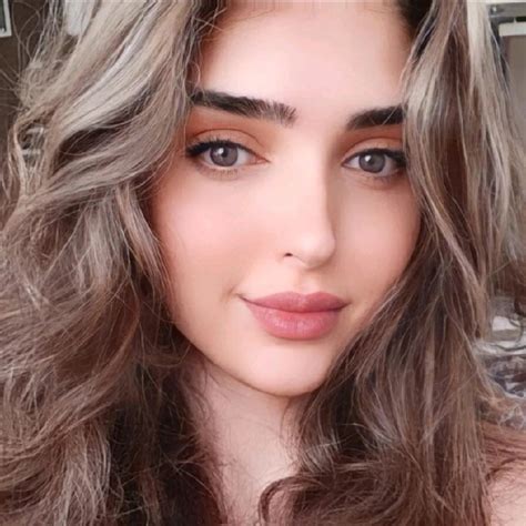 Elham Habibi İstanbul Türkiye Profesyonel Profil Linkedin
