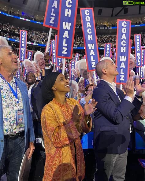 Ilhan Omar Wiki Biography Age Gallery Spouse And More