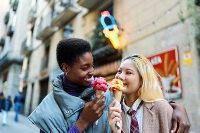 Gen Z Is Sick Of There Being So Much Sex Everywhere Society El Pa S English