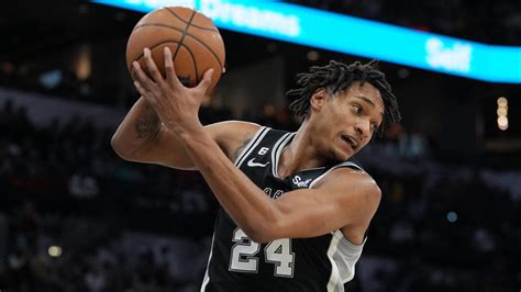 Spurs Devin Vassell Out Indefinitely Yardbarker
