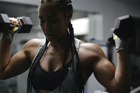 Pin By Gerren Ash On Lita Lewis Lita Lewis Body Inspiration