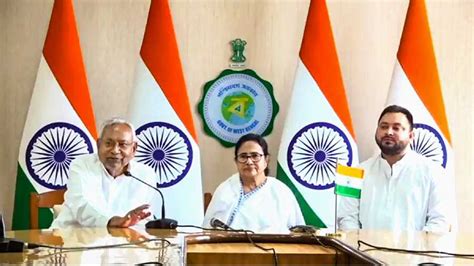 Trinamul Congress Tmc At Meeting With Nitish Kumar Mamata Banerjee