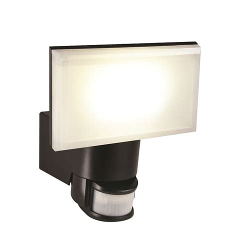 Hpm Toran Led Sensor Security Light Bunnings Warehouse