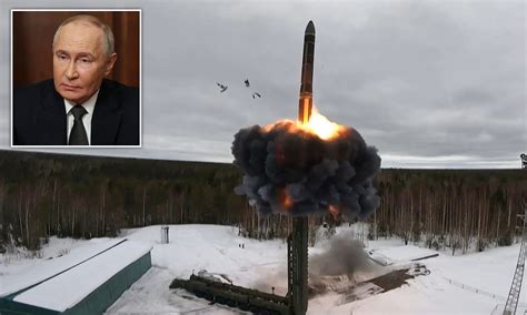 Putin Ramps Up Production Of Russias 8 370mph Hypersonic Missiles