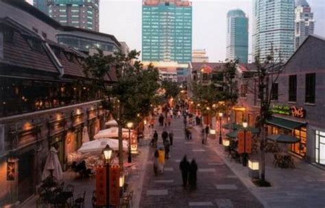 【上海】「新天地」で巡る、最先端ファッションと雑貨の店5選 おすすめ旅行を探すならトラベルブックtravelbook