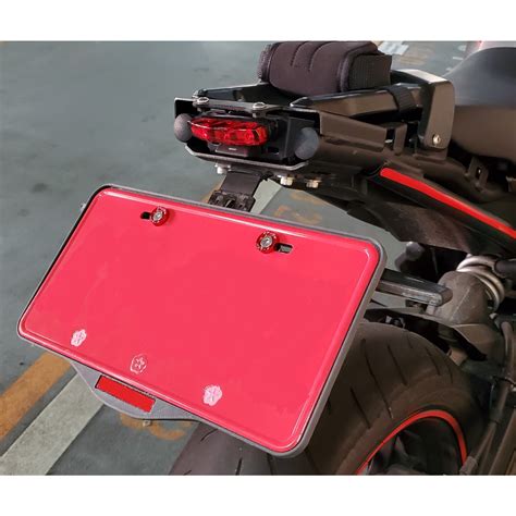 暑假 驗車 大型重機黃牌紅牌白牌 複合碳纖維 超輕薄 牌框 車牌框 牌照框 短牌架整合式反光板與擋泥板 蝦皮購物