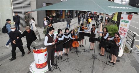 접이식·운전자 시야 확보 서울시 폭염그늘막 설치 가이드라인