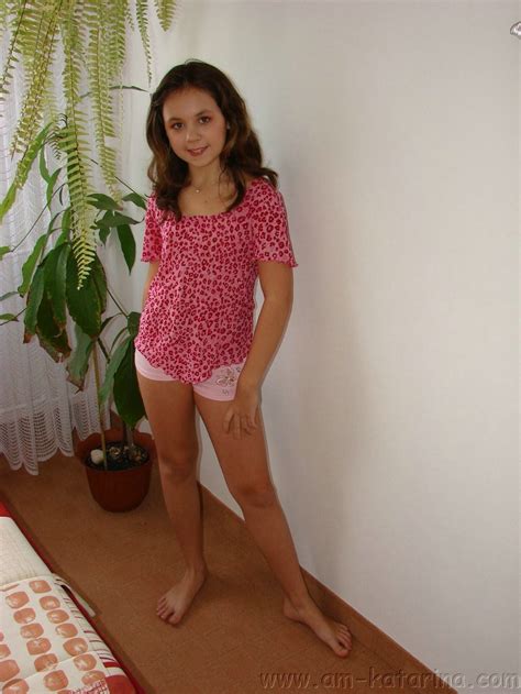 Agency Models Katarina Set 051 Sweet Models