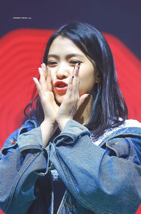 For Shin Ryujin ♡ Shin Ryujin♡ In 2019 Pinterest Jin Shin And