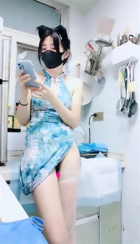 【苏苏吖】极品御姐！跳蛋狂震颤抖高潮疯狂喷水，她太骚4 Eporner