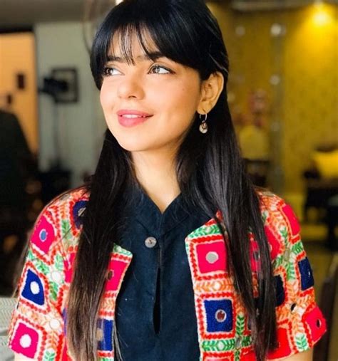 Actress Srha Asghar Reveals Her Pregnancy On Social Media The Truth