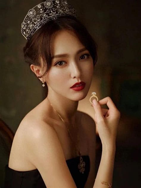 美艳动人的女明星—唐嫣个人资料 人物集