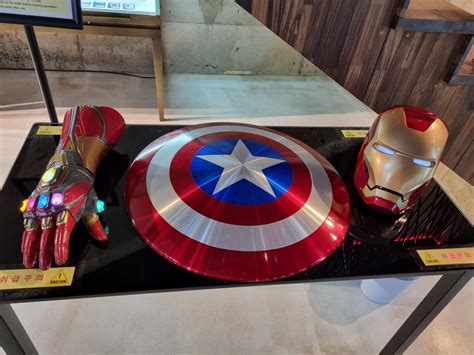 145 Hasbro Marvel Legends 1 1 Replicas 아이언맨 건틀렛 외 레플리카 4점 전시 피규어