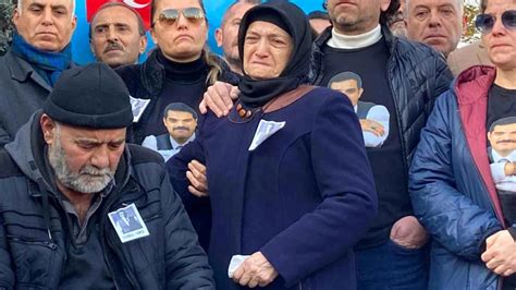 Sinan Ateşin Annesi Olcay Kılavuz Oğluma öğrenciliğinden Beri Takıktı