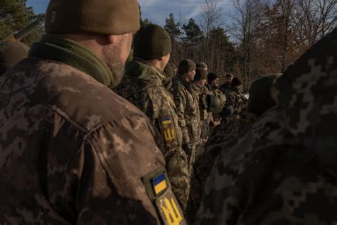 Ukrainian Troops Forced To Reduce Operations Due To Shortage Of