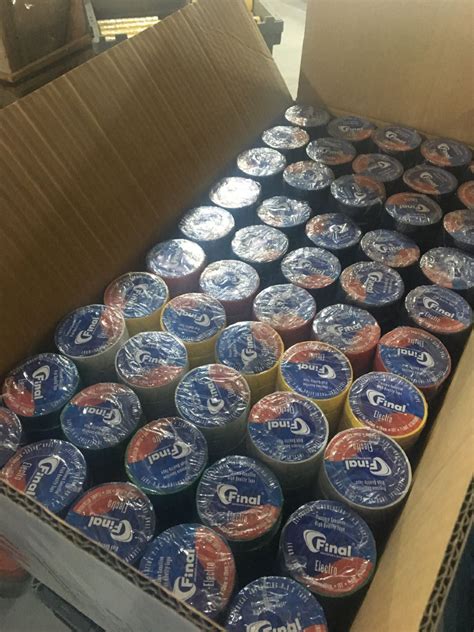 공장 직접 학년 Fr 좋은 품질 Pvc 무료 전기 절연 테이프 Buy 내화 전도성 리본 라인 반짝이 단일 양면 고무 인쇄