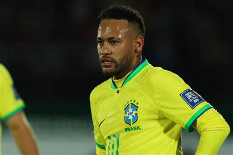 Kurz Nach Entführungs Schock Neymar Trauert Um Verstorbene Freundin †29