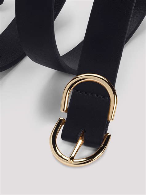 Cinto Preto Fivela Oval Dourada Zafira