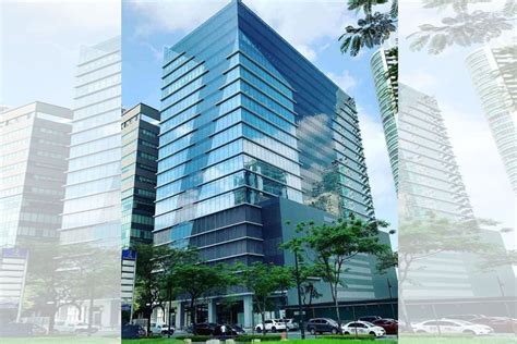 Milestone At 5th Avenue Monolith