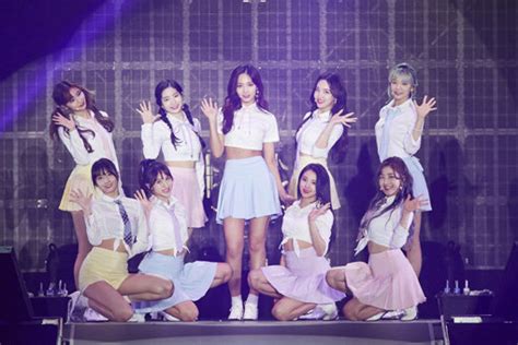 연예뉴스 Hot5 트와이스 ‘낙낙 뮤비 2억뷰 돌파｜스포츠동아