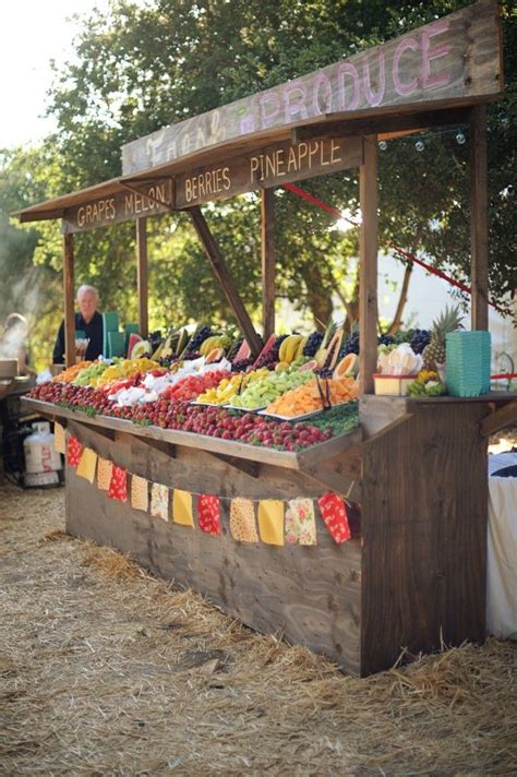 Farmers Market Wedding At Parker Ranch Farmers Market Stand