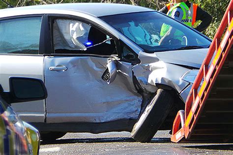 Sunlive Two Cars Crash Near Papamoa The Bays News First