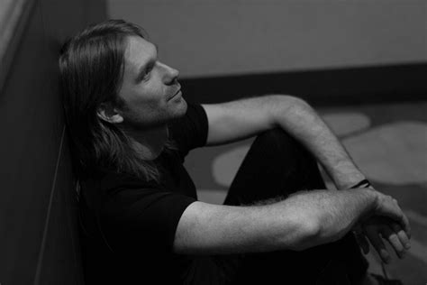 Макс Лакмус «Би 2 «Такие сервисы как Apple Music появляются там где есть порядок