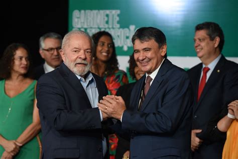 Em Meio A Negociações Da Reforma Ministerial Lula Diz A Wellington