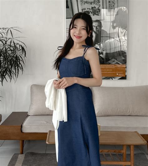 [무료 당일출고]간절기 데님 진청 끈나시 민소매 옆트임 뷔스티에 롱원피스 볼레로 긴팔 가디건 투피스 바캉스 휴양지 여행 동남아룩