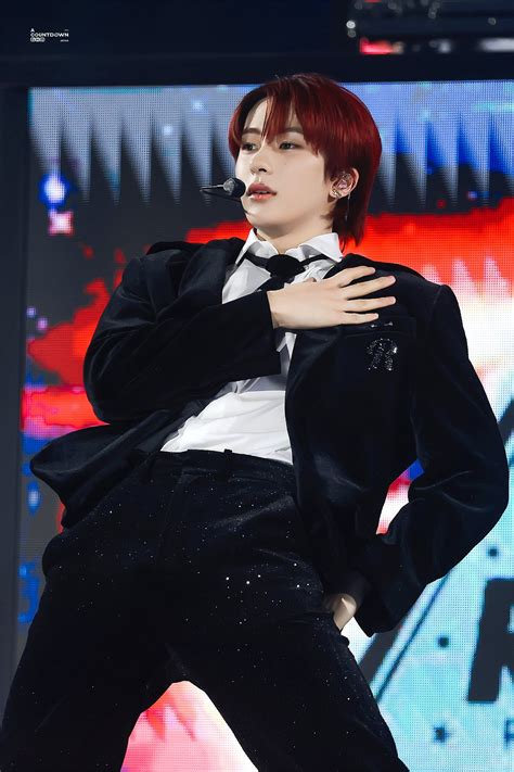 더쿠 찬영이 고화질 새로 뜬거 미쳤나봐