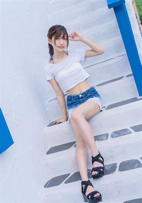 人気コスプレイヤー・猫田あしゅ、天使すぎる極上くびれショットでファンを魅了 Entame Next アイドル情報総合ニュースサイト