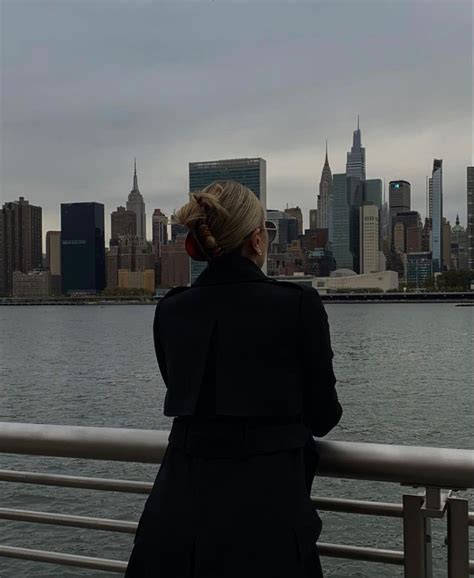 City Life Aesthetic New York Aesthetic Nyc Girl City Girl Nyc