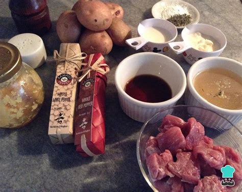 Lomo A La Pimienta Con Papas