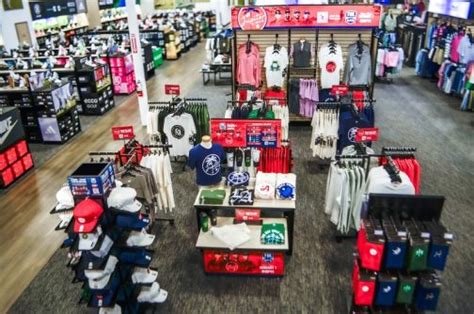 Tgl Presented By Sofi Names Pga Tour Superstore As Official In Store